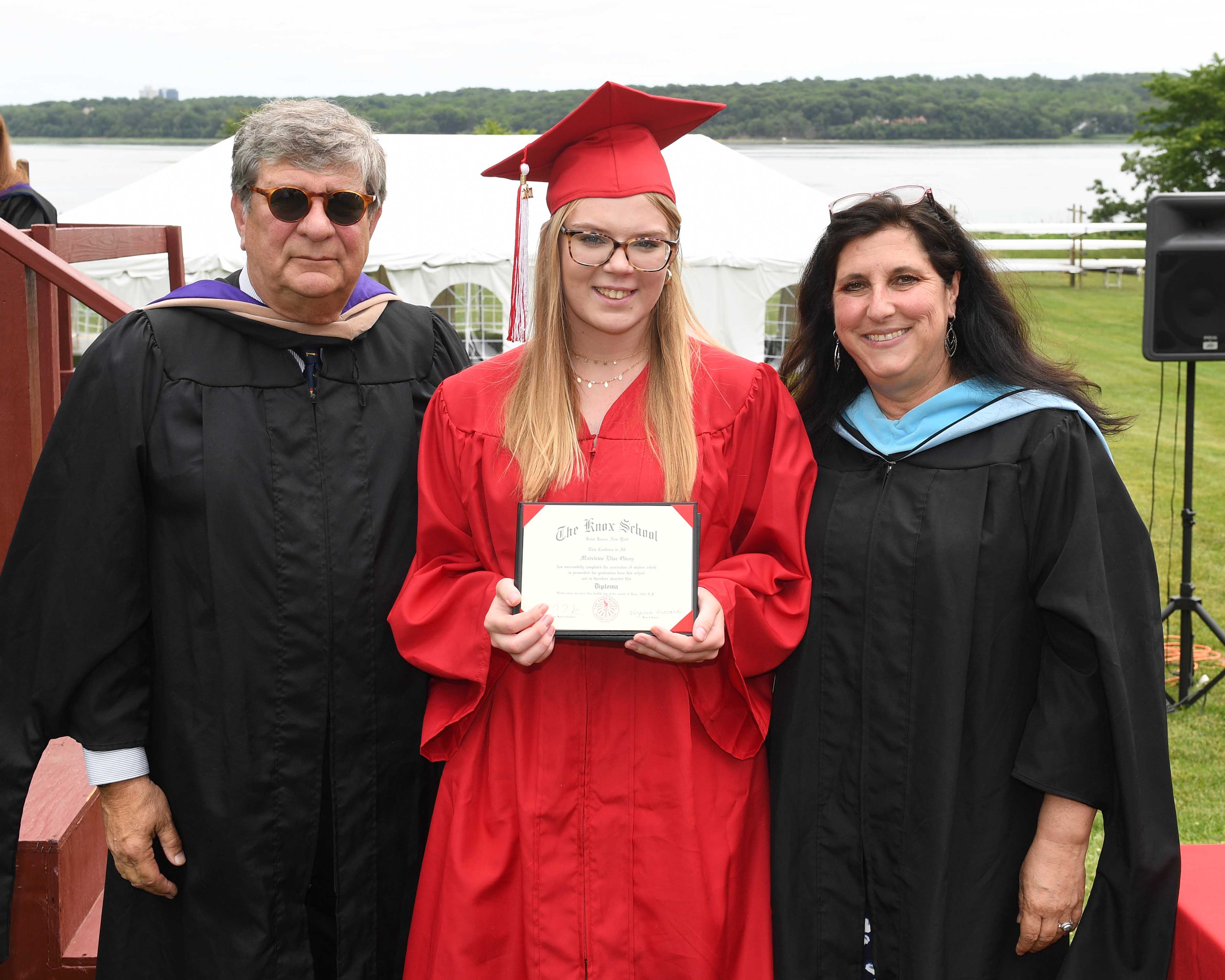 Commencement Image Gallery - The Knox School