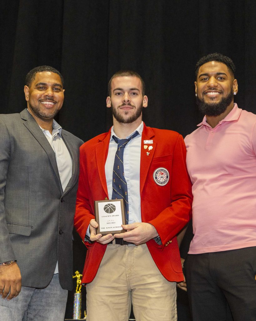 Boys Basketball - The Knox School